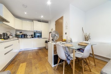 Residential Property for Sale in London | KALMARs Estate Agents